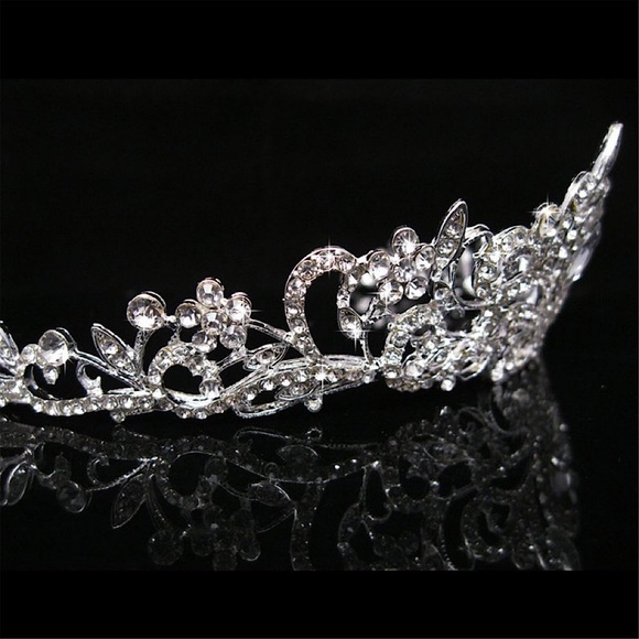 Accessories | Dainty Princess Tiara | Poshmark